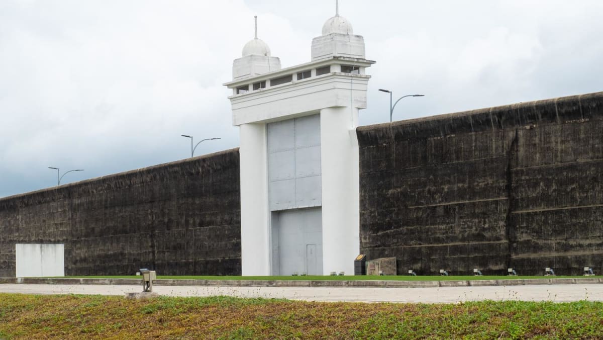 Man gets 5 months' jail for smuggling 32 sewing needles in magazines to ...