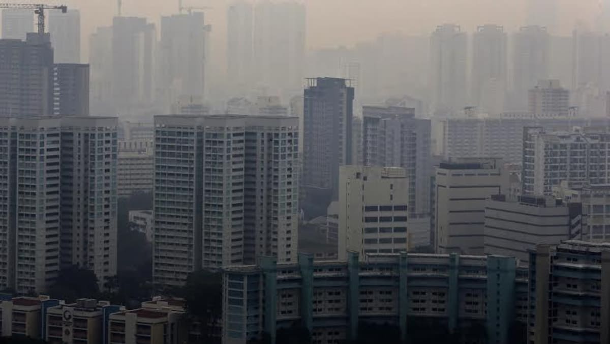 Slight improvement in haze expected on Tuesday - TODAY