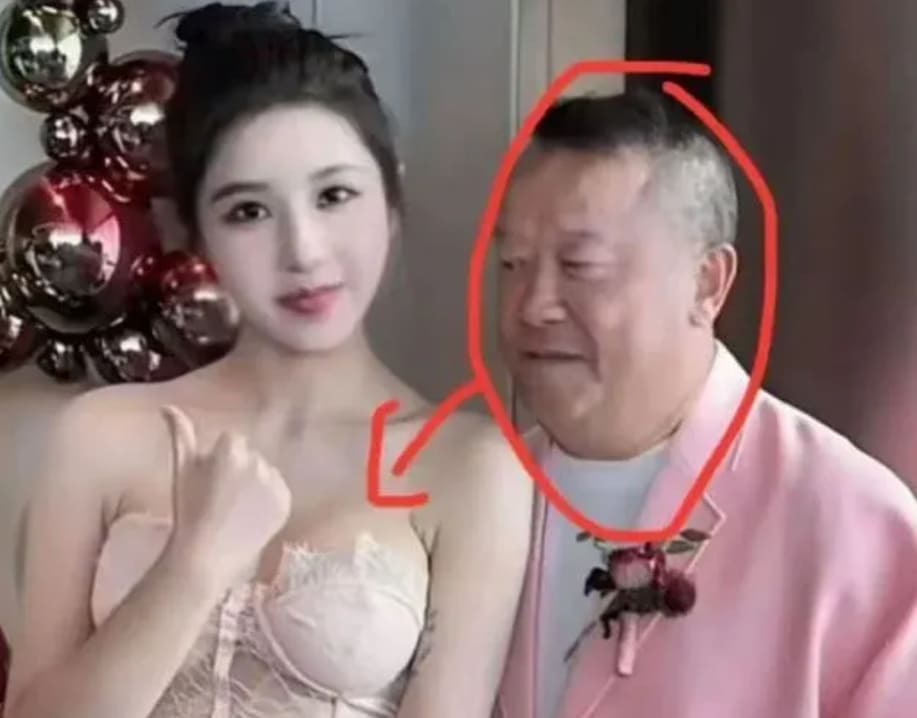 Eric Tsang Caught Looking Lewdly At Chinese Influencer’s Bosom, Gets Called Out For Being ...