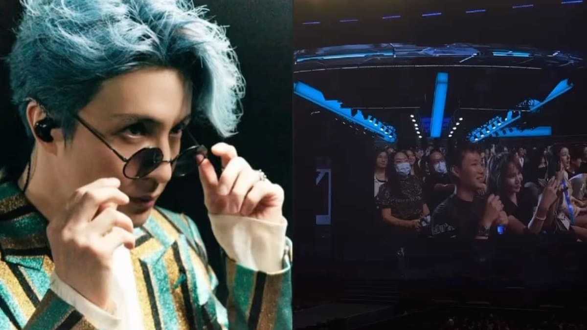 This Joker really lives up to his name. YES 933 DJ Joey - 8days