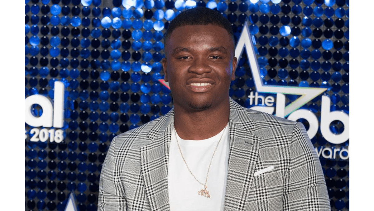 Big Shaq's not hot under the collar about next single - 8 Days