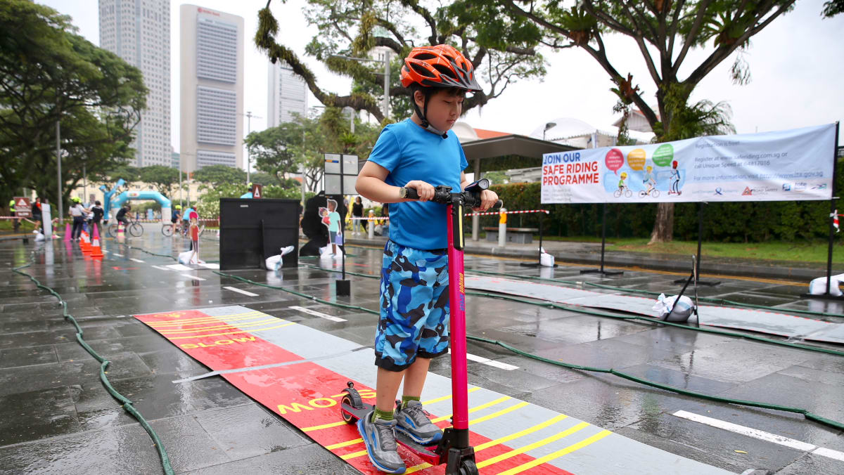 Cyclists, PMD users learn safe riding at Car-Free Sunday - TODAY