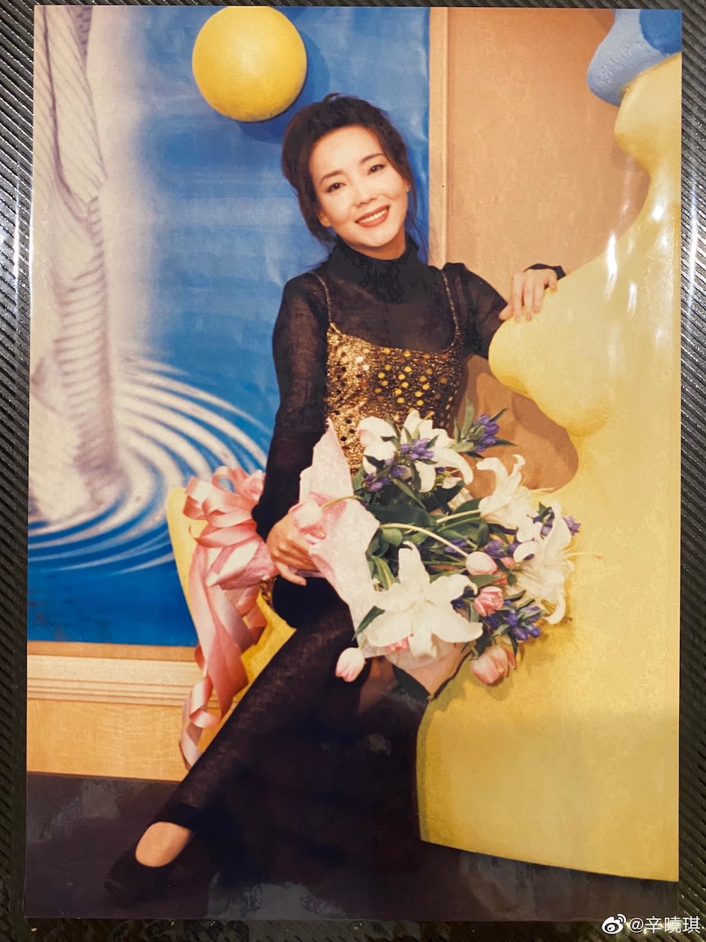 Netizens Say 58-Year-Old Taiwanese Singer Winnie Hsin Looks ...