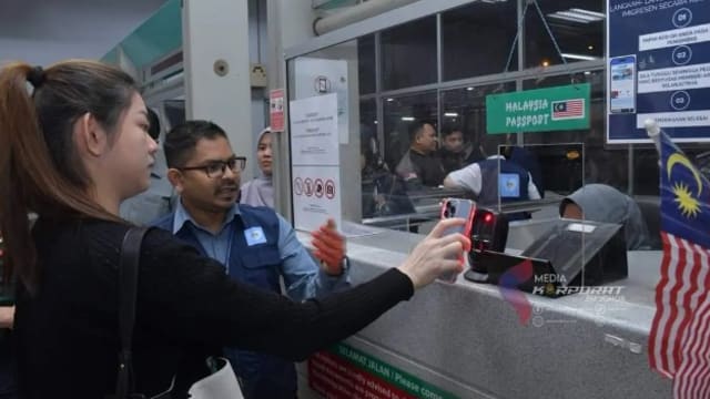 改善新山关卡交通 马国汽车也将能试用QR码通关 - 8world