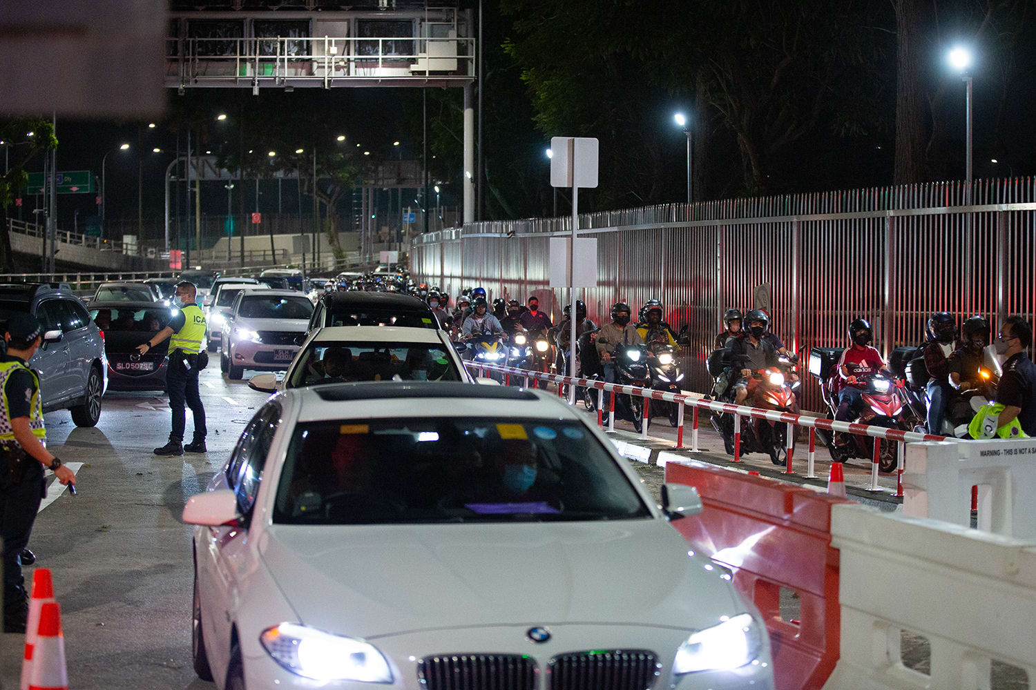 Heavy traffic through Woodlands and Tuas Checkpoints expected for the ... Heavy traffic through Woodlands and Tuas Checkpoints expected for the ...