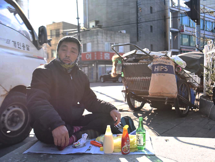 Poor and on their own, South Korea’s elderly who will ‘work until they ...