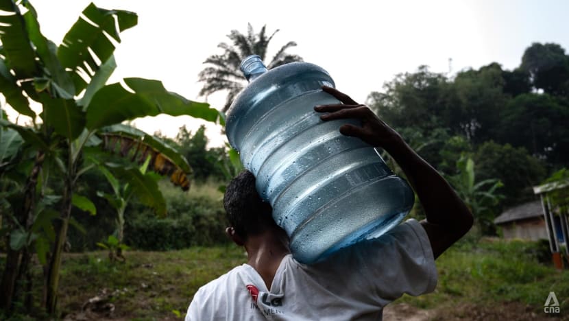 Indonesia braces for prolonged drought, clean water shortage and crop ...
