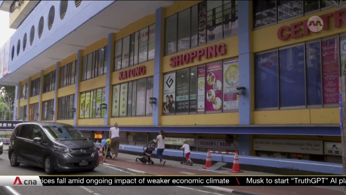 Katong Shopping Centre up for en bloc sale at S$638 million | Video - CNA