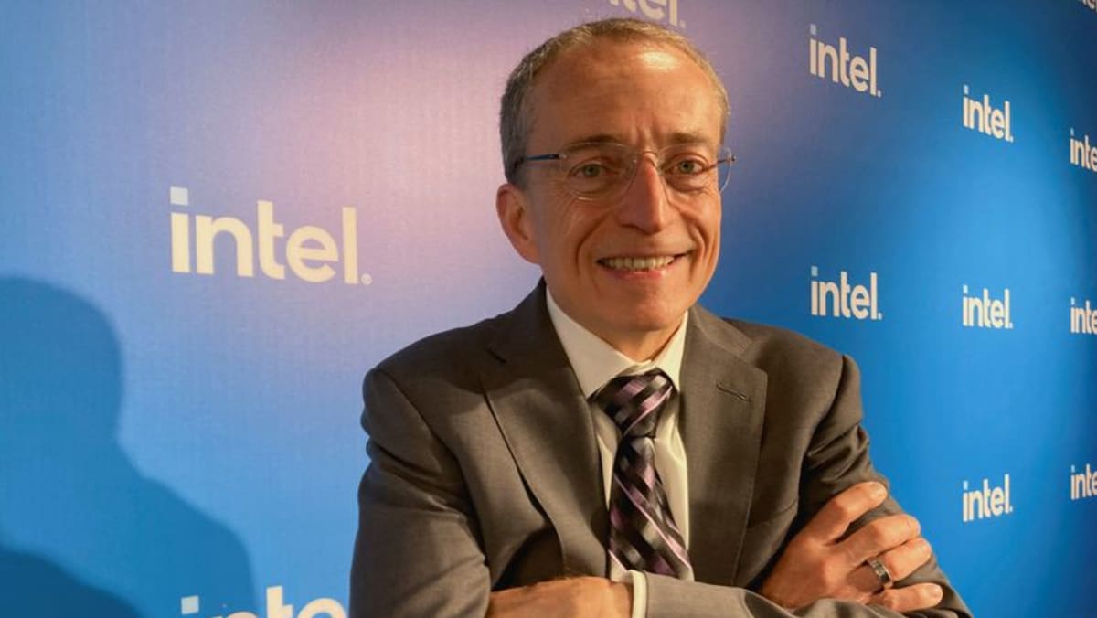 Intel chief ready to go it alone on chip manufacturing - CNA