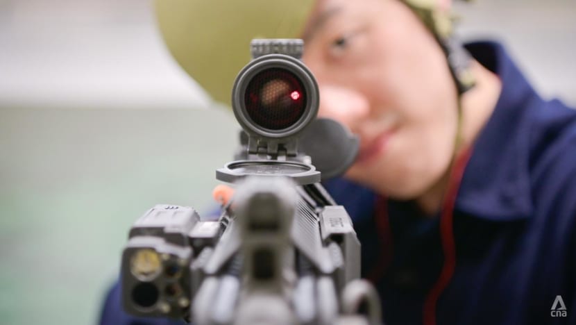 Singapore Army to complete transition to new light machine gun by end ...