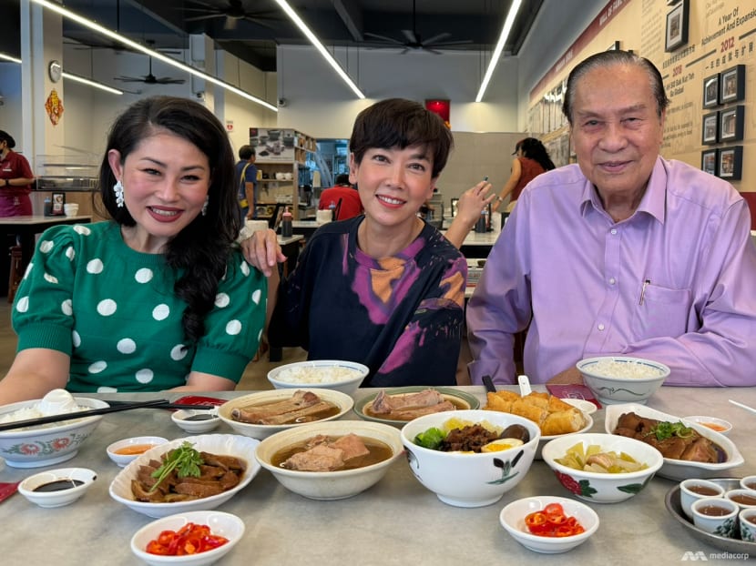 Pek Sin Choon and Ng Ah Sio Bak Kut Teh: Tea time with Kym Ng - CNA ...