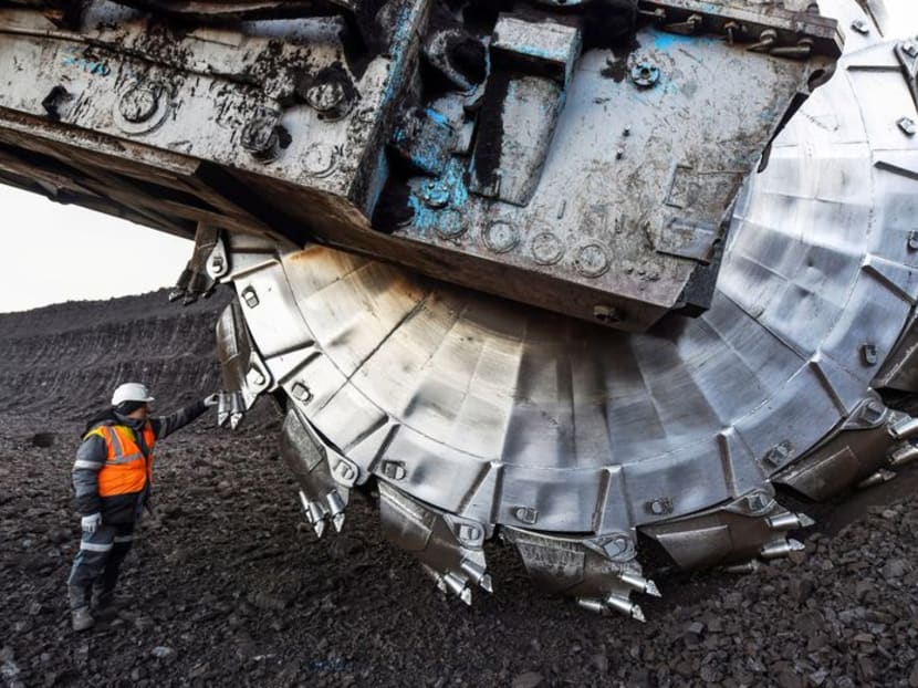 Infrastructure bottlenecks hamper Russia's booming coal exports to ...
