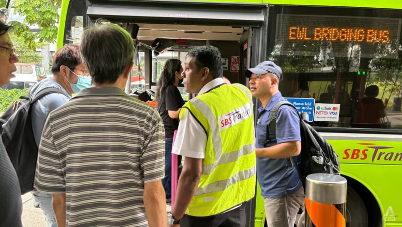 Frustration and confusion as MRT services halted between Boon Lay and ...