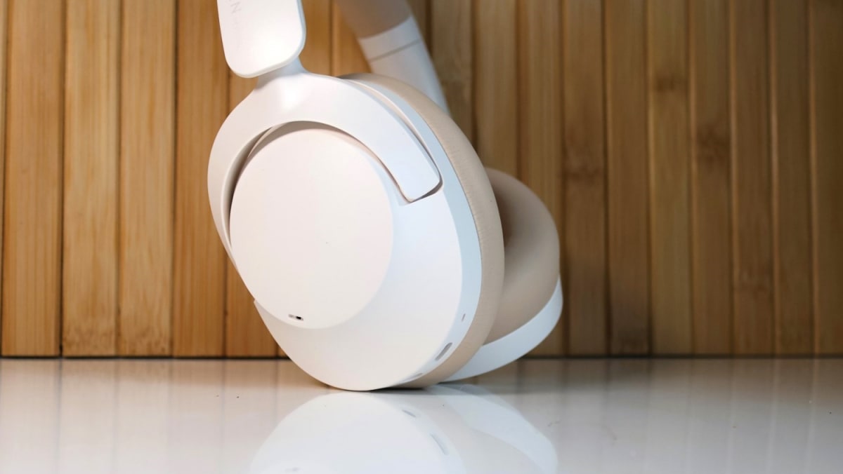 Creative Zen Hybrid 2 review: Understated over-ears that deliver warm ...
