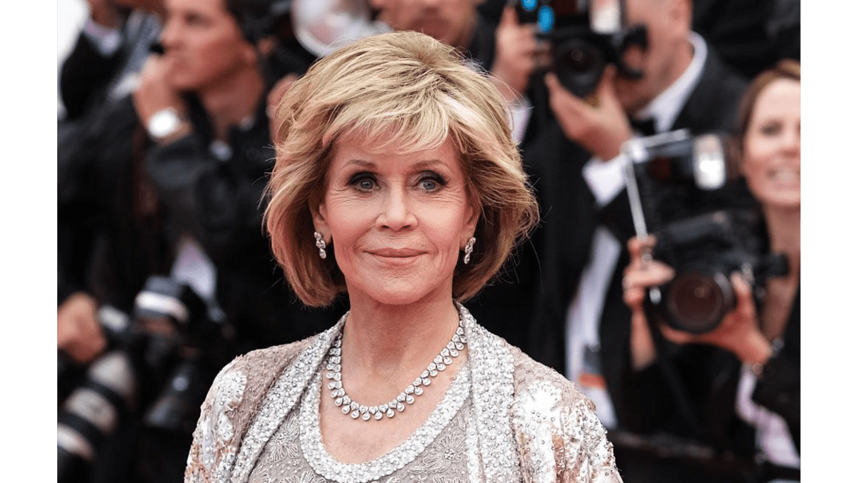 Jane Fonda To Spend Night In Police Cell 8days