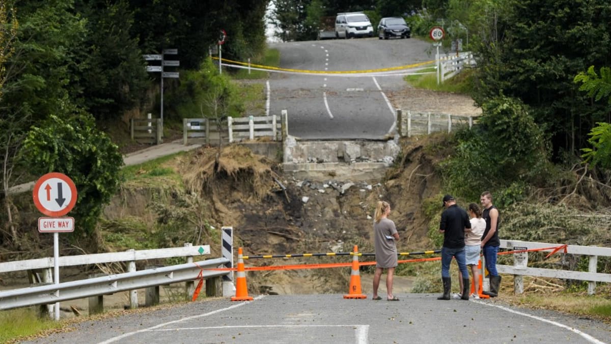Cyclone in New Zealand leaves 7 dead, trail of chaos - TODAY