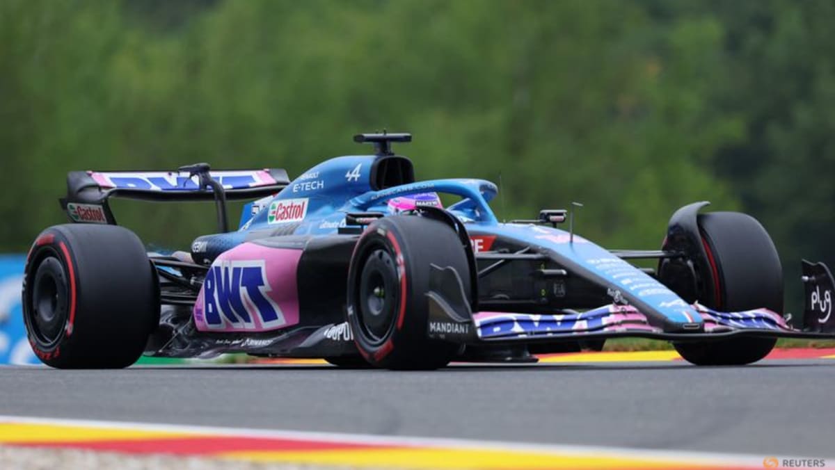 Hamilton takes blame for Alonso collision - CNA