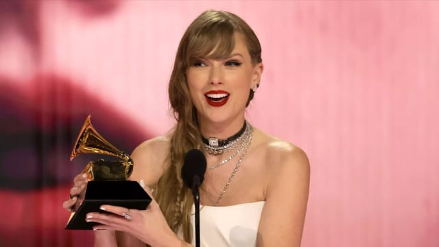 Taylor Swift再创纪录 新专辑霸榜Billboard前14名！ - vibes by 8world