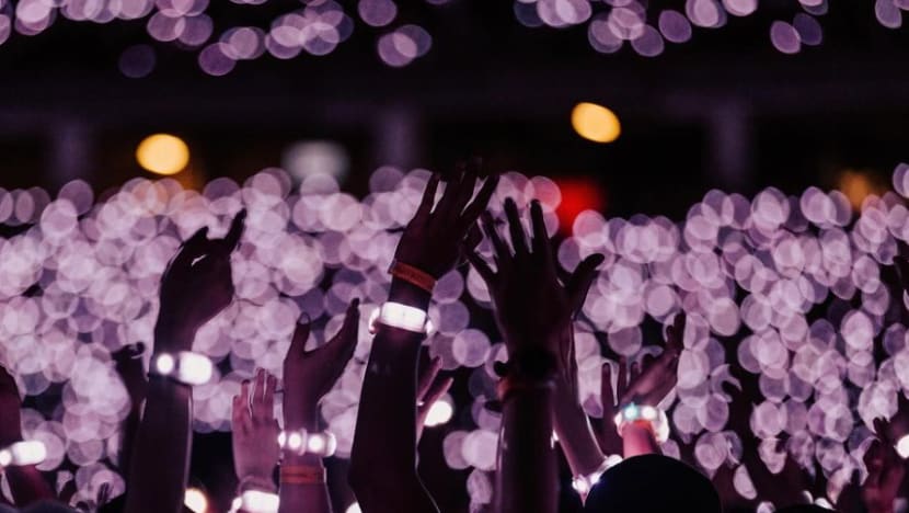 S’pore Is 8th In Coldplay’s Concert LED Wristband Return World Ranking ...