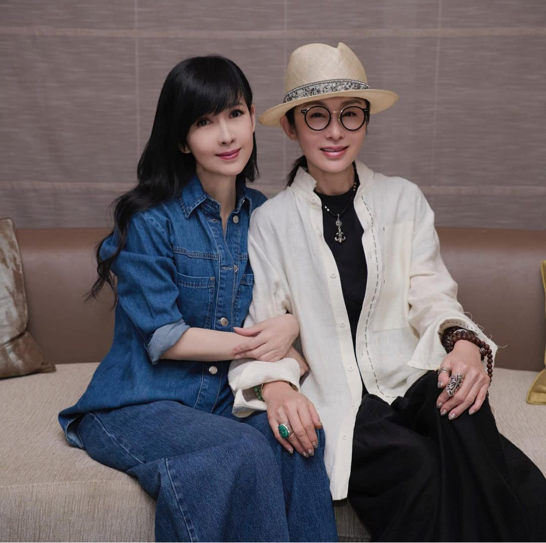 HK '90s Screen Goddesses Vivian Chow & Sharla Cheung Reunite After 30 ...