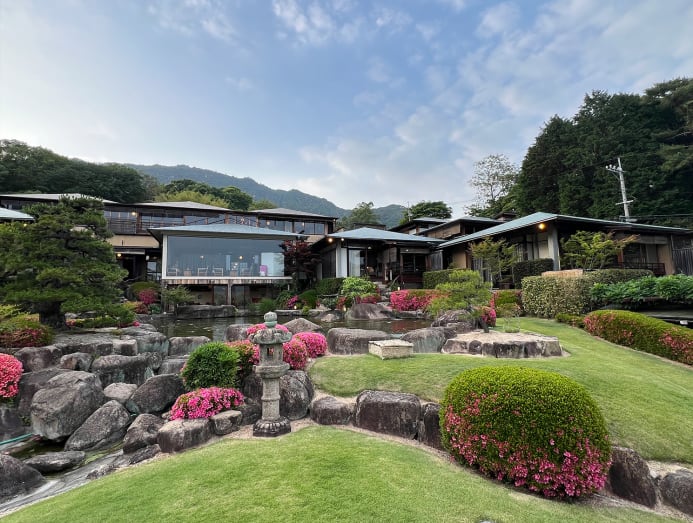 Staying in Japan's Guntu floating ryokan with bespoke travel agency ...