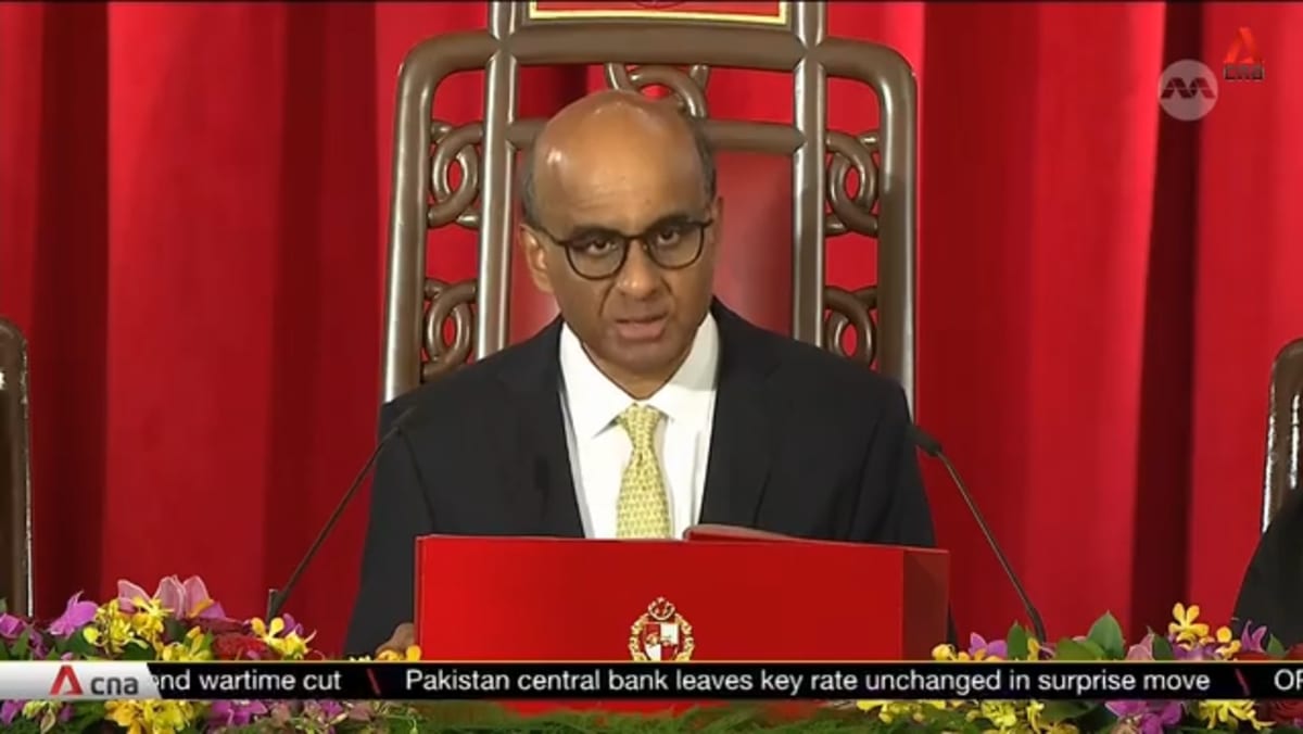 Tharman Shanmugaratnam sworn in as Singapore's ninth President | Video ...