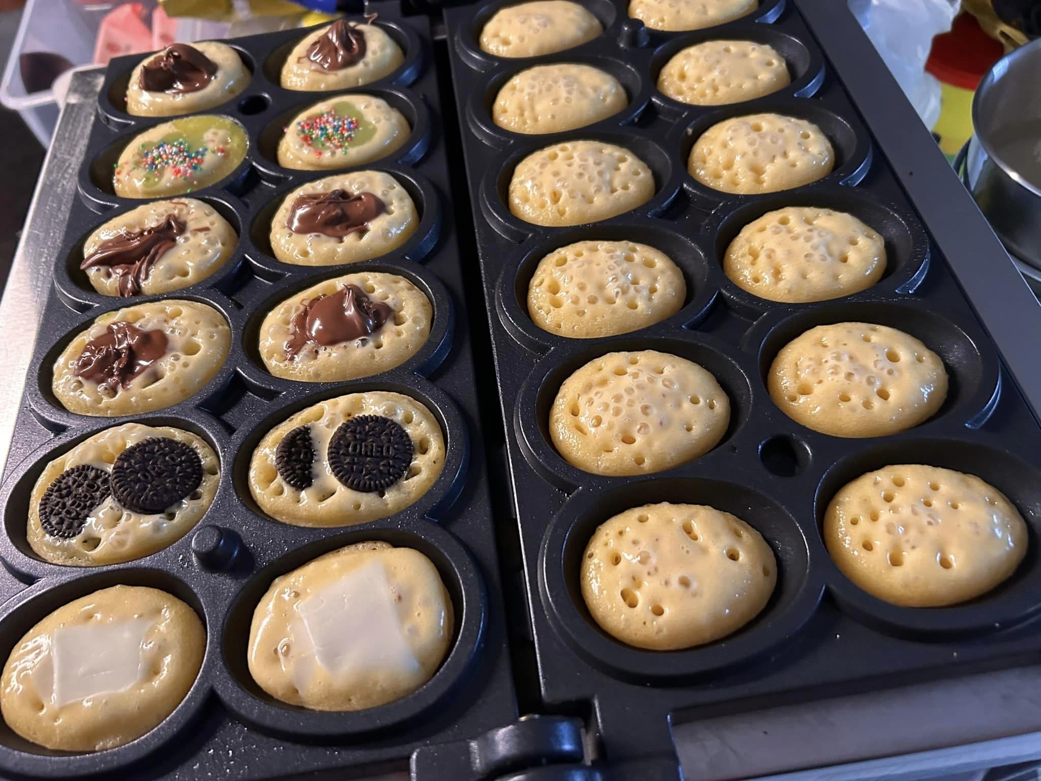 ‘Waffle Aunty’ Sells Viral Smiling Egglettes From Home, Has Mobile ...