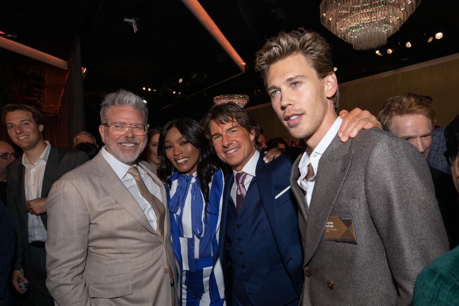 Steven Spielberg Hails Tom Cruise For Saving "Hollywood A**": "Top Gun ...