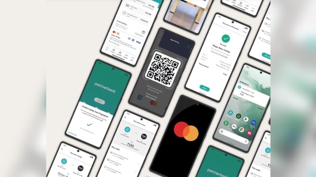 新推出万事达QR码 方便客户扫卡付款 - 8world