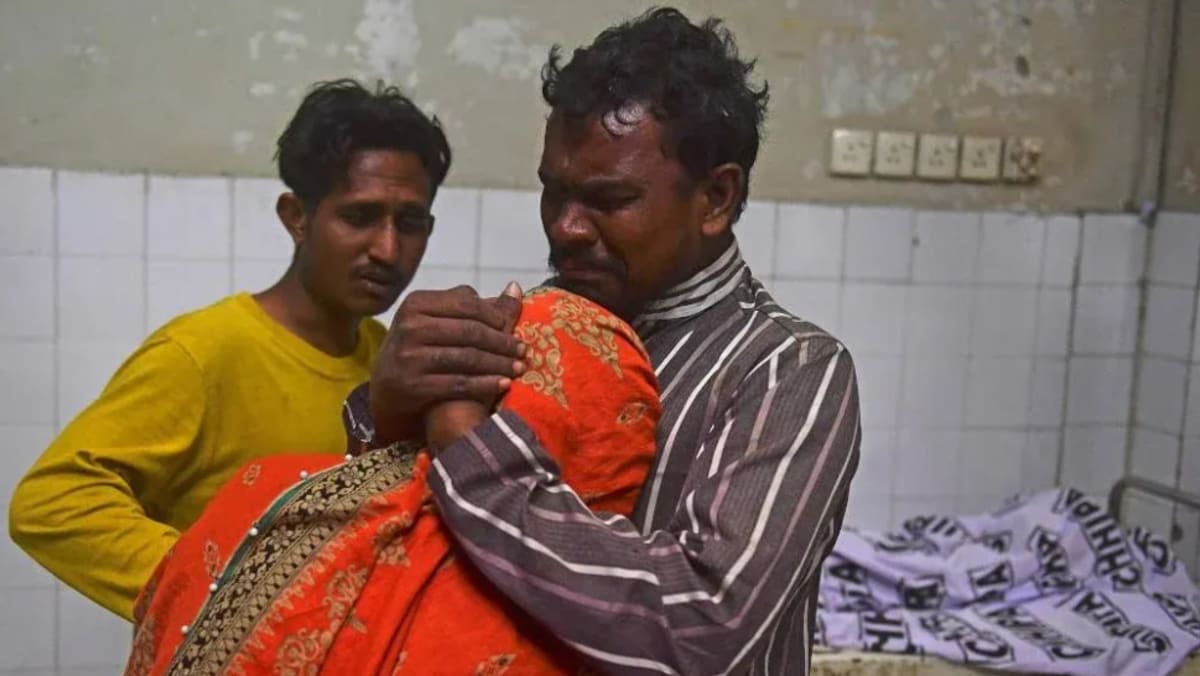 11 maut, lebih 10 cedera dalam insiden rempuhan di Pakistan - BERITA ... 11 maut, lebih 10 cedera dalam insiden rempuhan di Pakistan - BERITA ...
