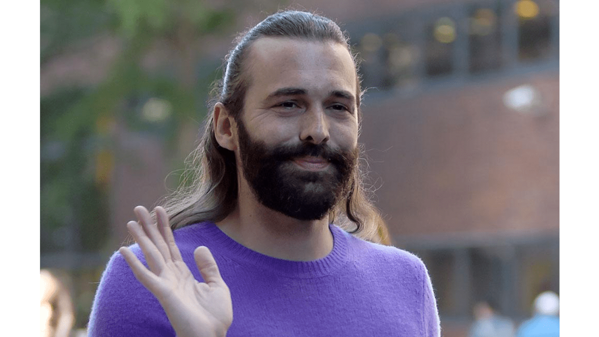 Jonathan van Ness recalls bullying pain - 8days