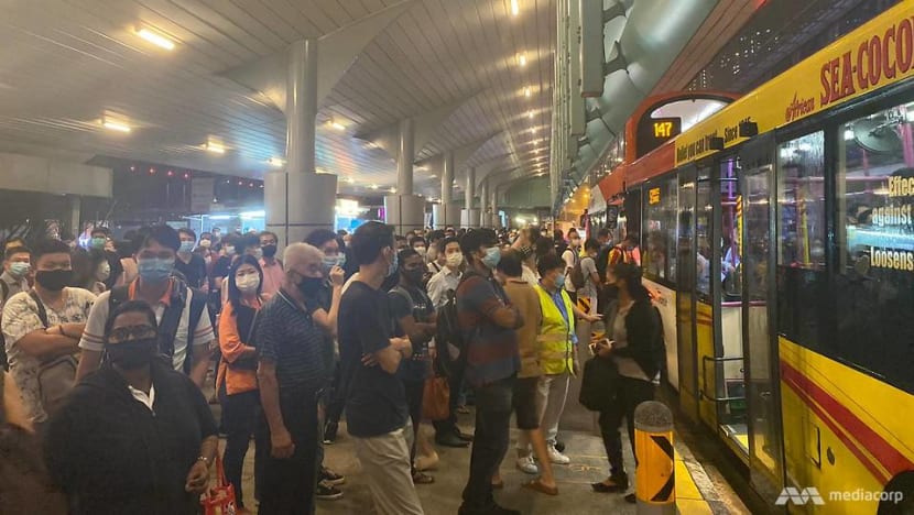 Timeline: How a power fault caused an hours-long disruption on three ...