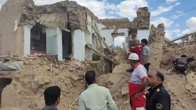 伊朗东北部发生4.9级地震 至少4人死120人伤 - 8world