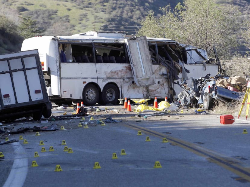 Gallery: Bus passenger describes terror before US crash - TODAY