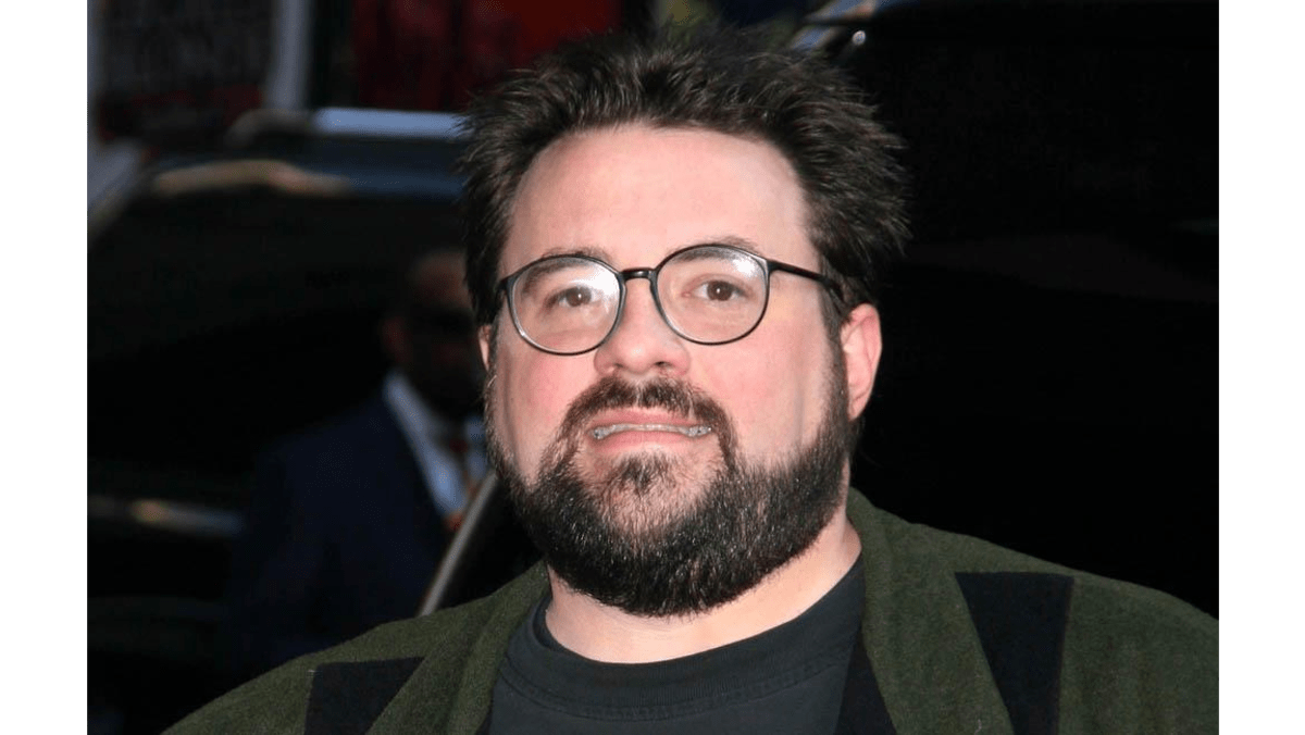 Kevin Smith 'feeling good' following heart attack - 8 Days