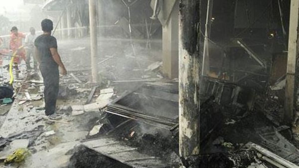 More than 50 injured in Pattani bomb blasts - TODAY