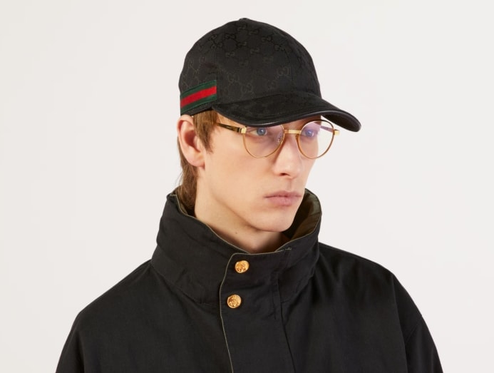 Couple accessories: 7 essential picks for partners - CNA