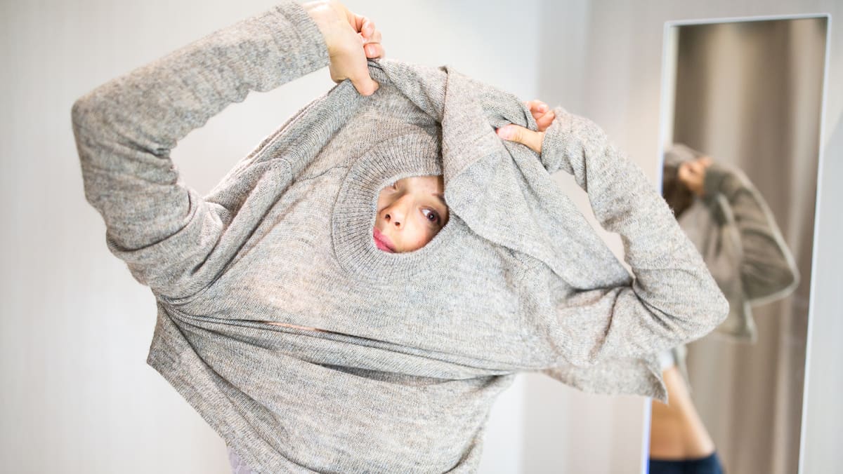How to get rid of static cling in clothes - CNA Lifestyle