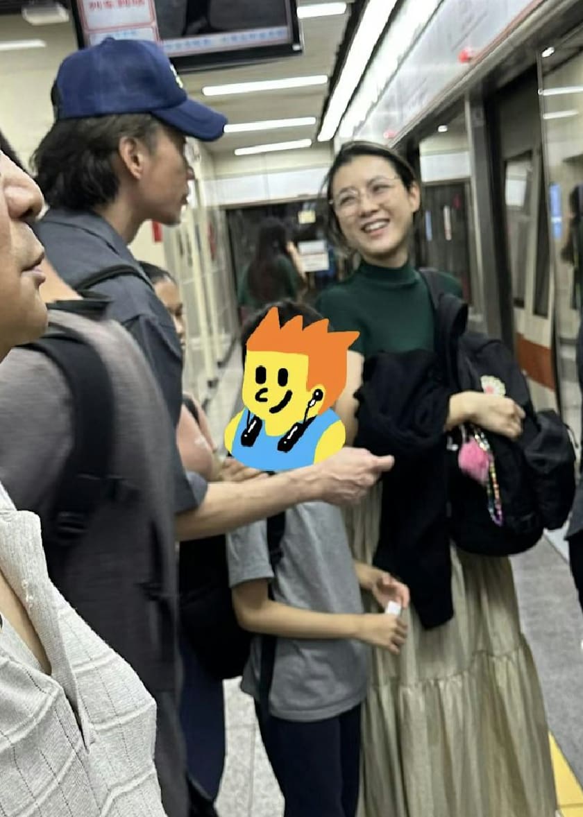 Moses Chan, Aimee Chan & Son Seen On Train In China; Praised For Being ...