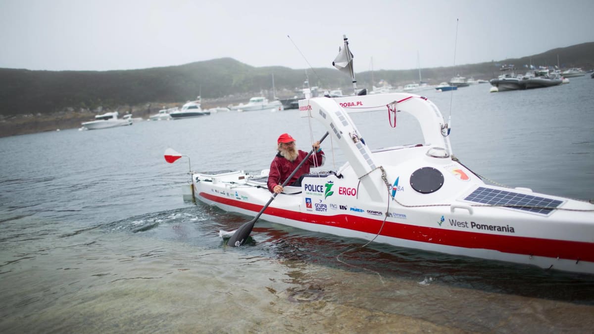 Polish grandpa conquers Atlantic again in third kayak odyssey - TODAY