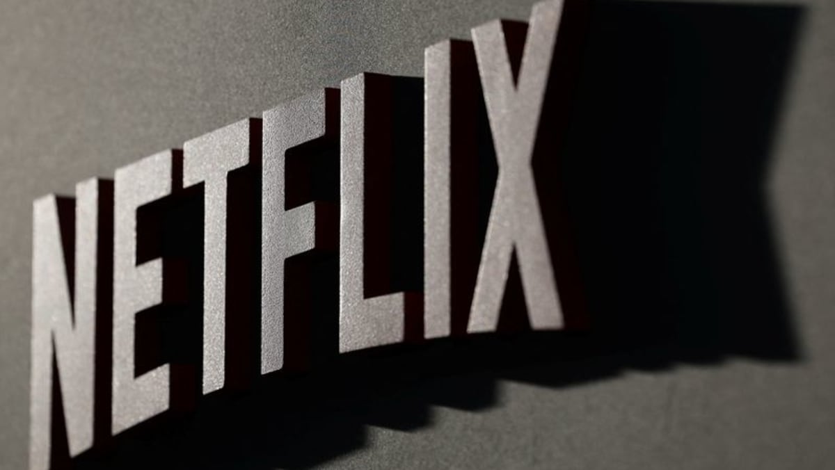 Netflix reworks Microsoft pact, lowers ad prices - WSJ - CNA