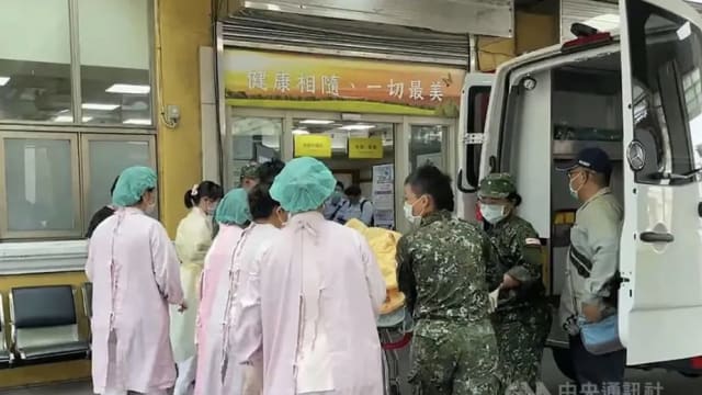 台湾导弹基地发生爆炸 一人全身95%烧伤未脱险 - 8world