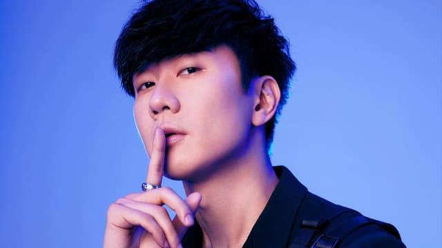 出道21年 林俊杰自曝曾想退出演艺圈 - vibes by 8world