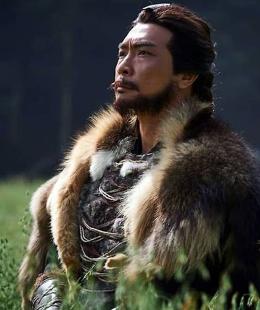 Tay Ping Hui On Spending Time With Uni Lecturer Wife, Whom He Calls Almost Every Day When He's ...