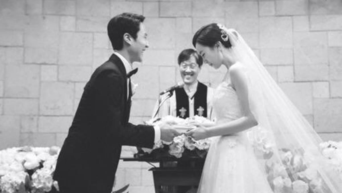 Jung Woo and Kim Yu MI′s Wedding Ceremony Photos Released - 8days