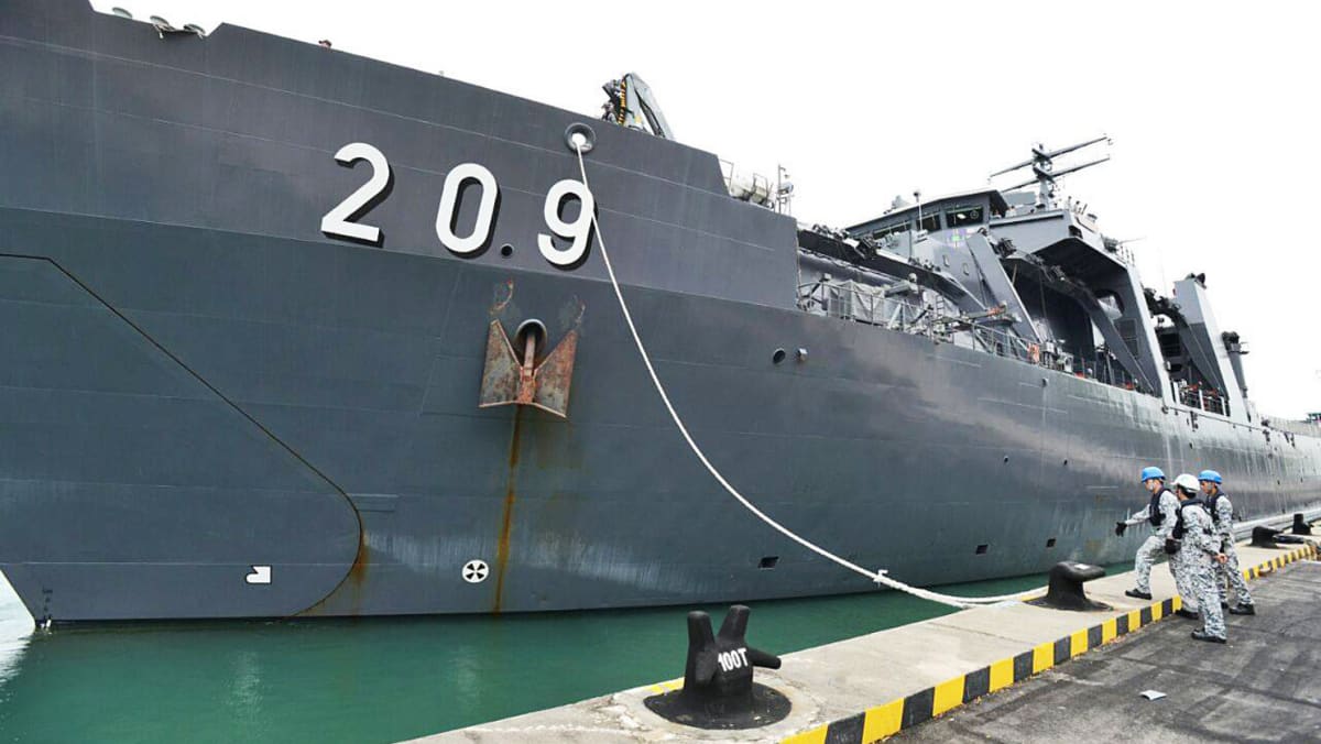Gallery: Jakarta accepts S’pore’s offer of submarine support vessel ...