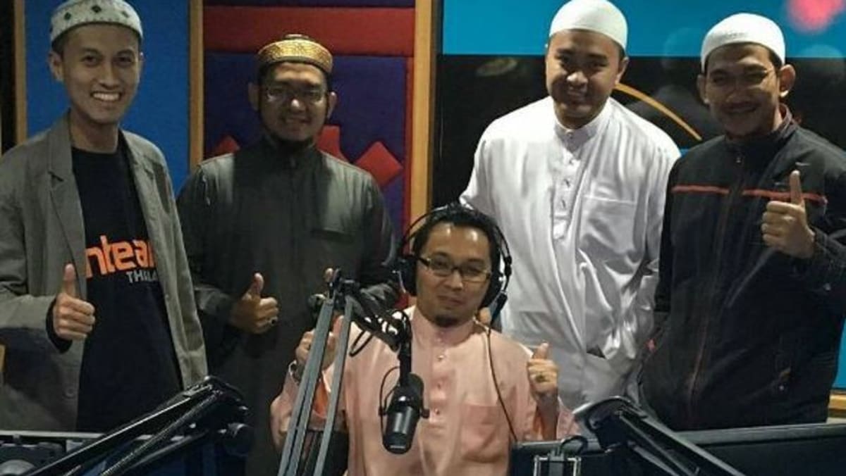 Kumpulan nasyid Inteam ceburi bidang perniagaan - BERITA Mediacorp