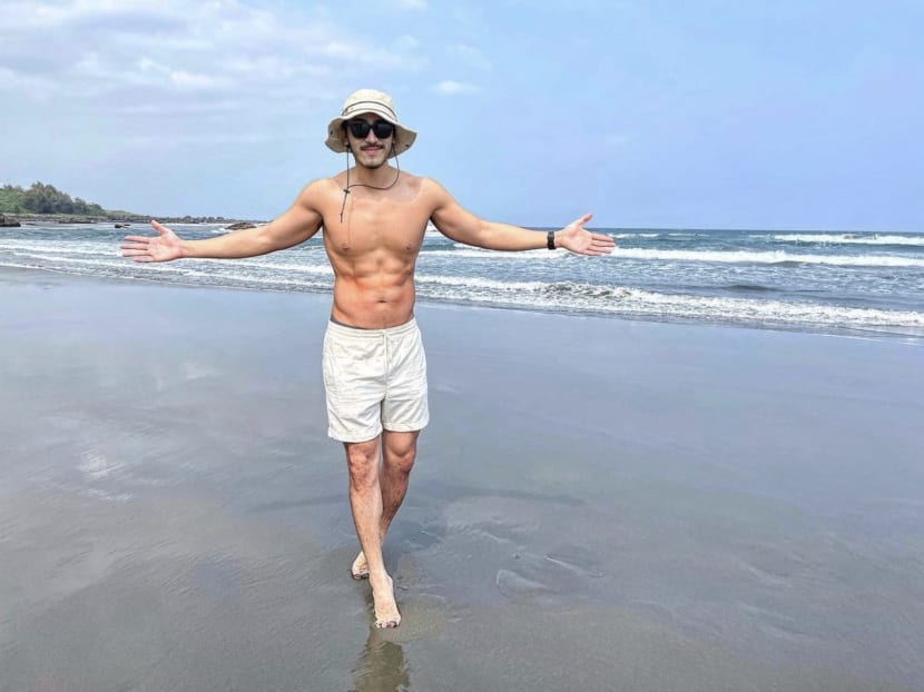 Actor Chris Lee Proudly Declares He Is Taiwanese With Bold T-Shirt ...