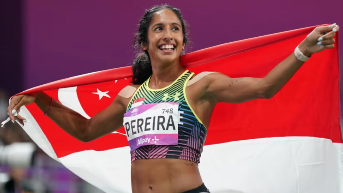 Ratu pecut Shanti Pereira raih pingat emas bersejarah untuk SG dalam acara 200 meter Sukan Asia ...