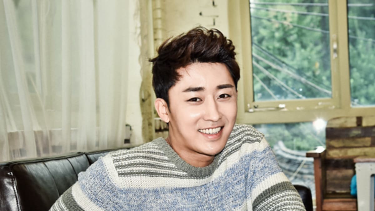 Son Ho Jun Says He′s Dated in Secret Numerous Times - 8days